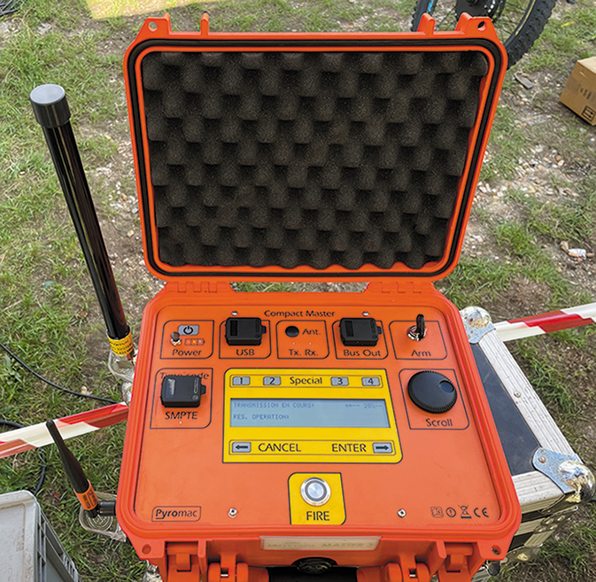 Systèmes de tirs pyrotechniques - Revue AS