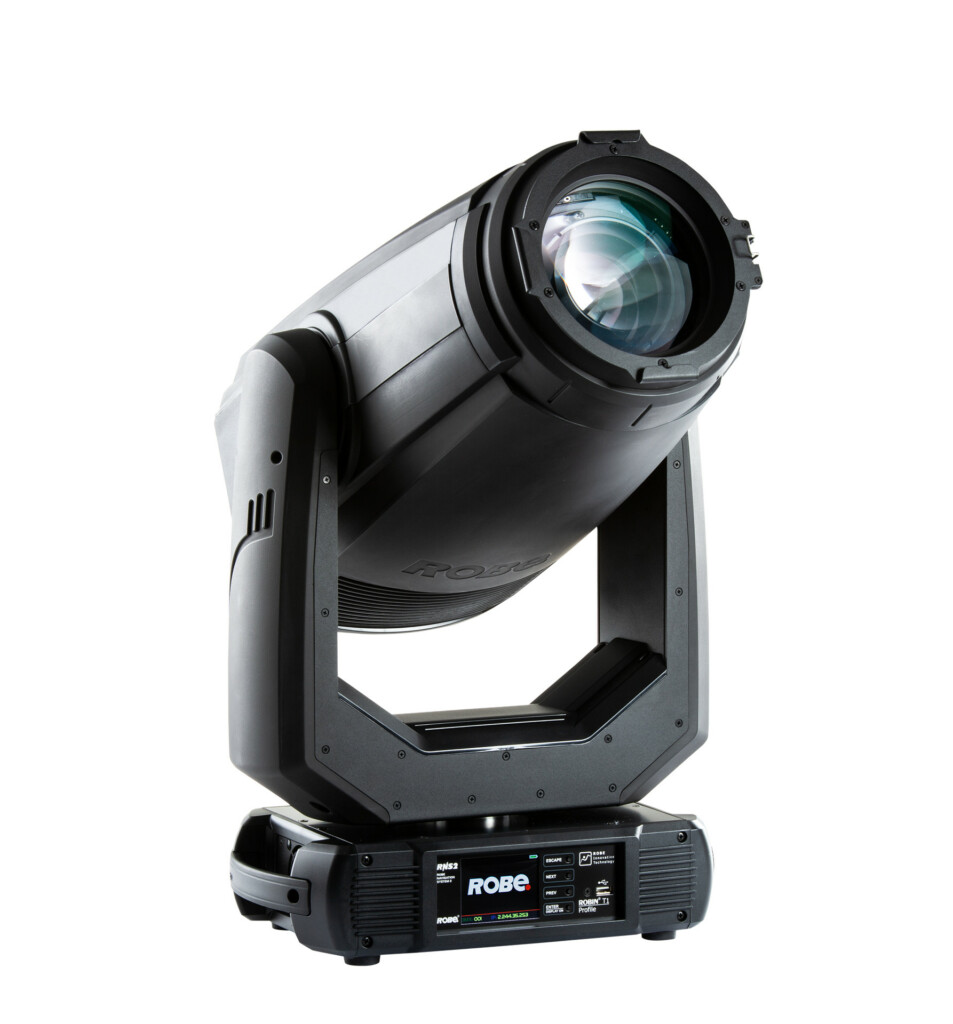 La série “T” de Robe Lighting s’installe confortablement sur les scènes ...